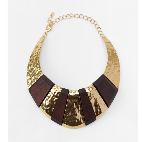 Zara | Jewelry | Nwt Zara Limited Edition Large Wood Necklace Gold Tone ...